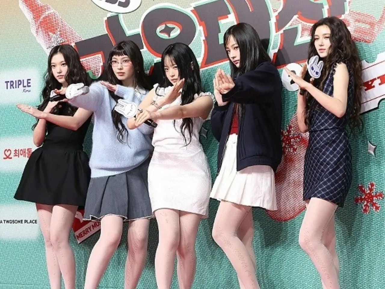 「NewJeans」、ADORと和解成立なるか…「復帰条件はミン・ヒジン元代表」 | Hwaiting（ファイティン）